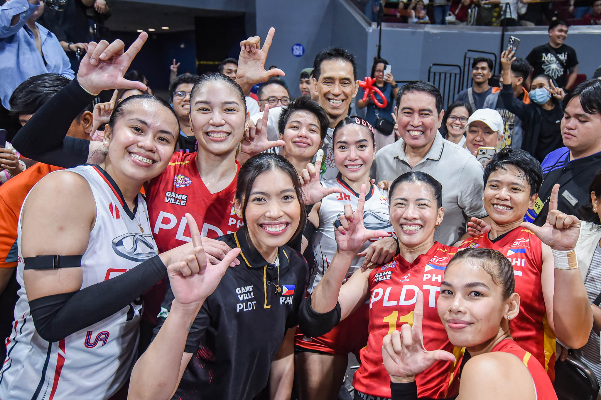 Lady Spikers pay tribute to RDJ in PVL Final reunion - News | PVL - Premier Volleyball League