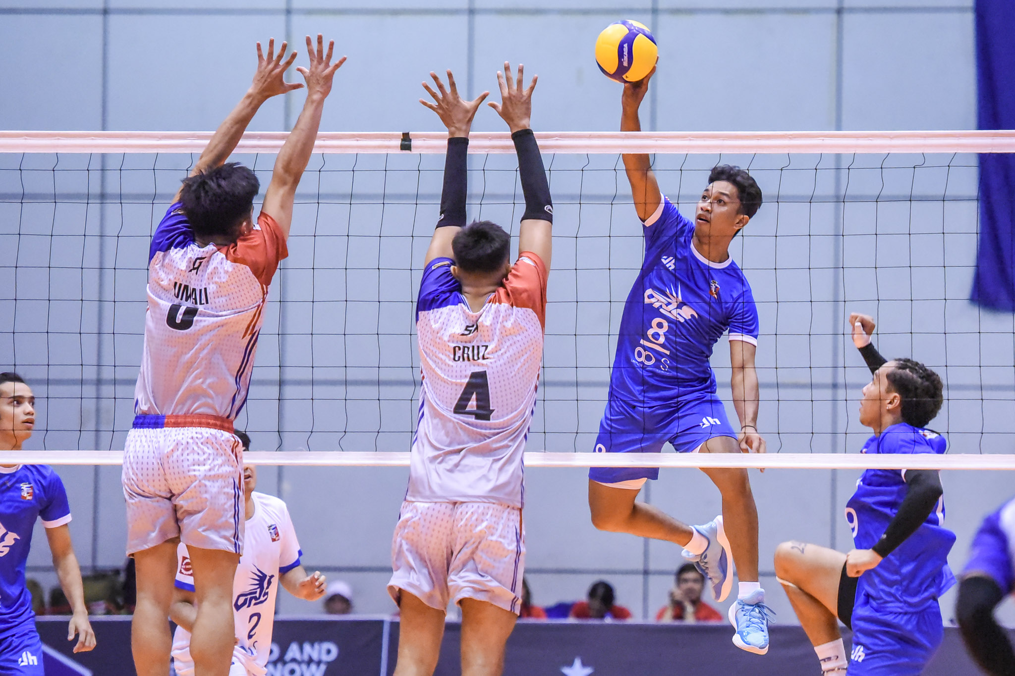 VNS overcomes Martelli Meats in thrilling 3rd set finish - News ...