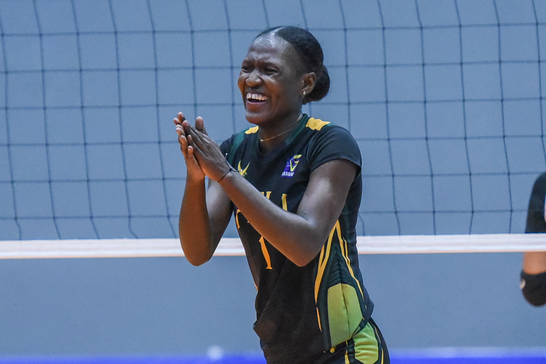 FEU regains form, smothers CSB - News | The V-League