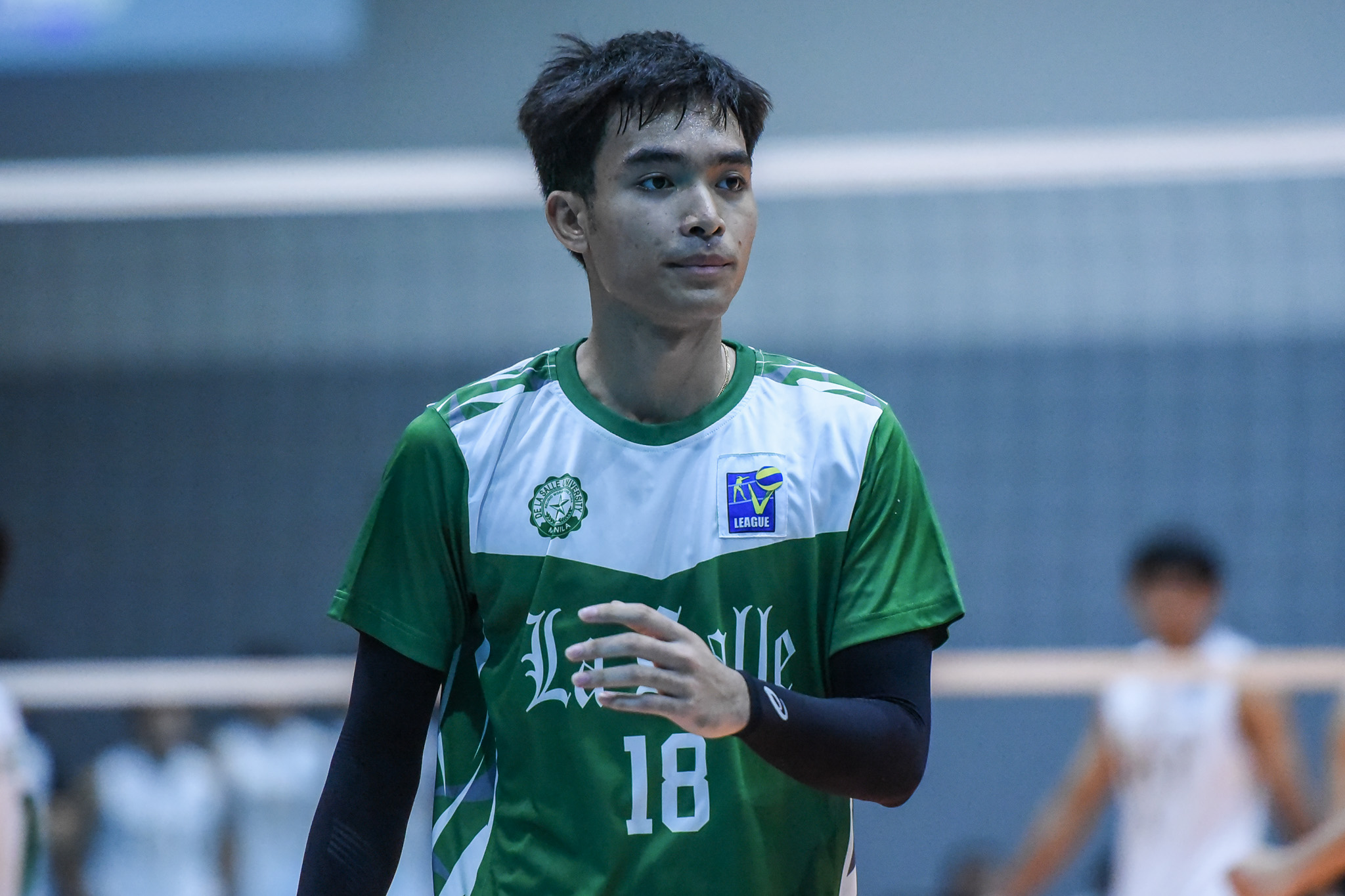 Chris Hernandez fills void left by Ronquillo, Maglinao - News | The V ...