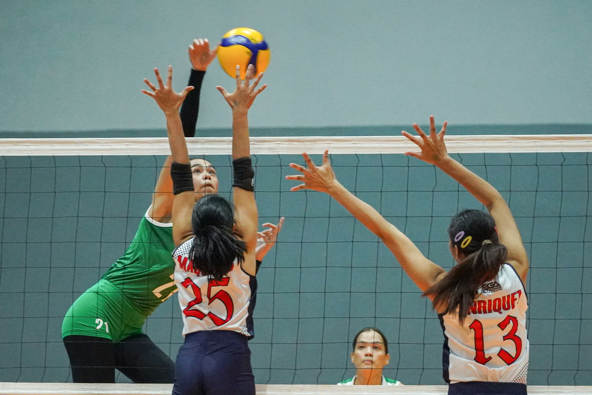 Nolasco leads Benilde past Letran, stays unbeaten - News | The V-League